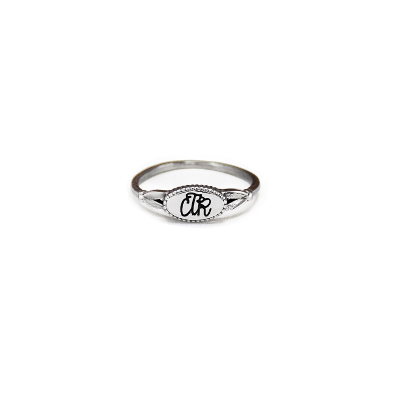 Vintage Oval Ctr Ring 10